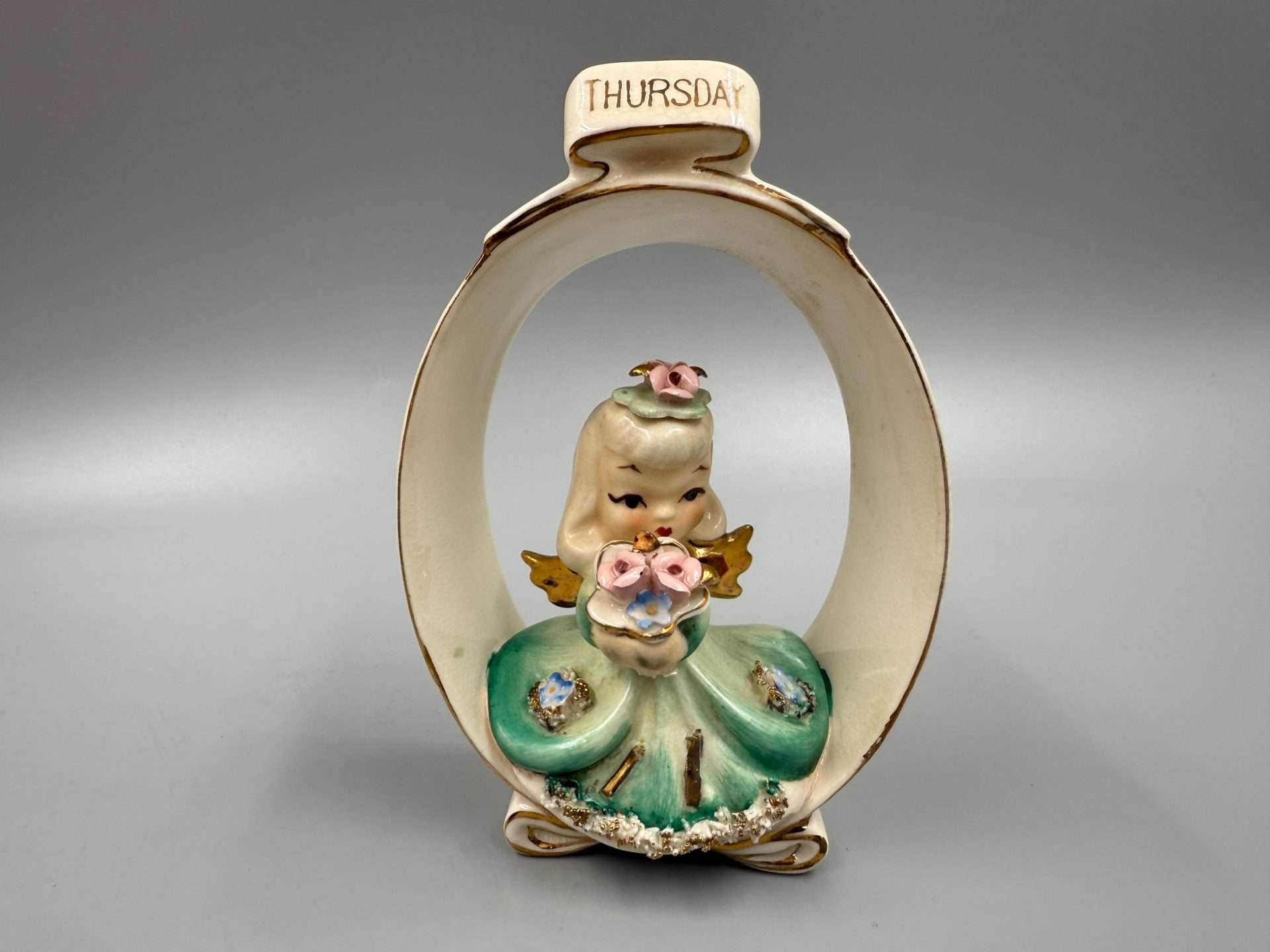 Lefton / Vintage Geo Z Lefton / Geo Z Lefton Angel in Oval Frame ...