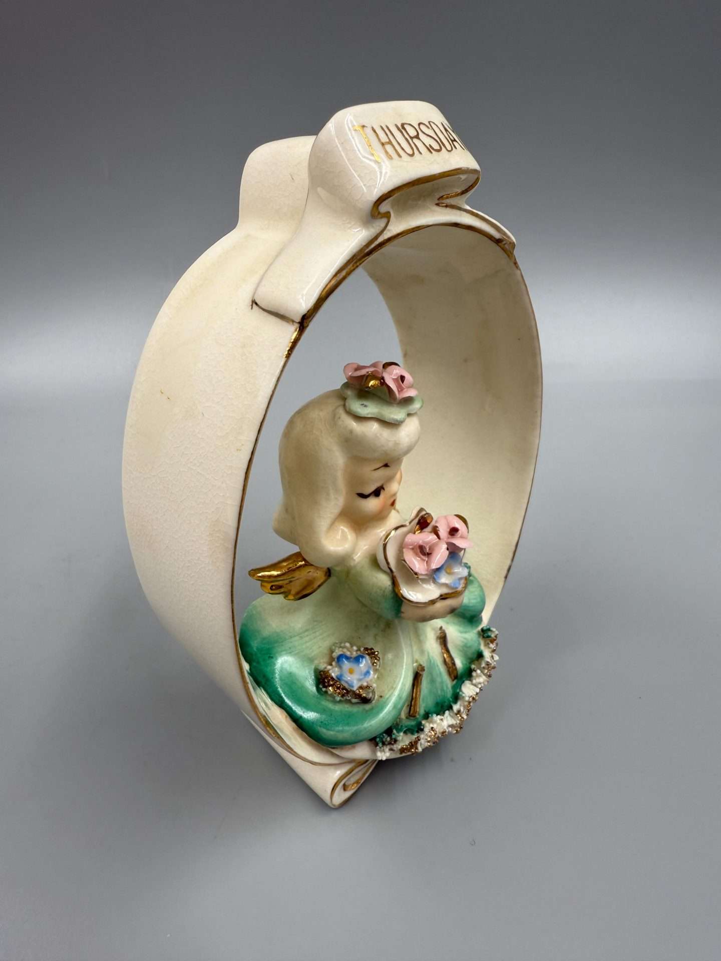 Lefton / Vintage Geo Z Lefton / Geo Z Lefton Angel in Oval Frame ...